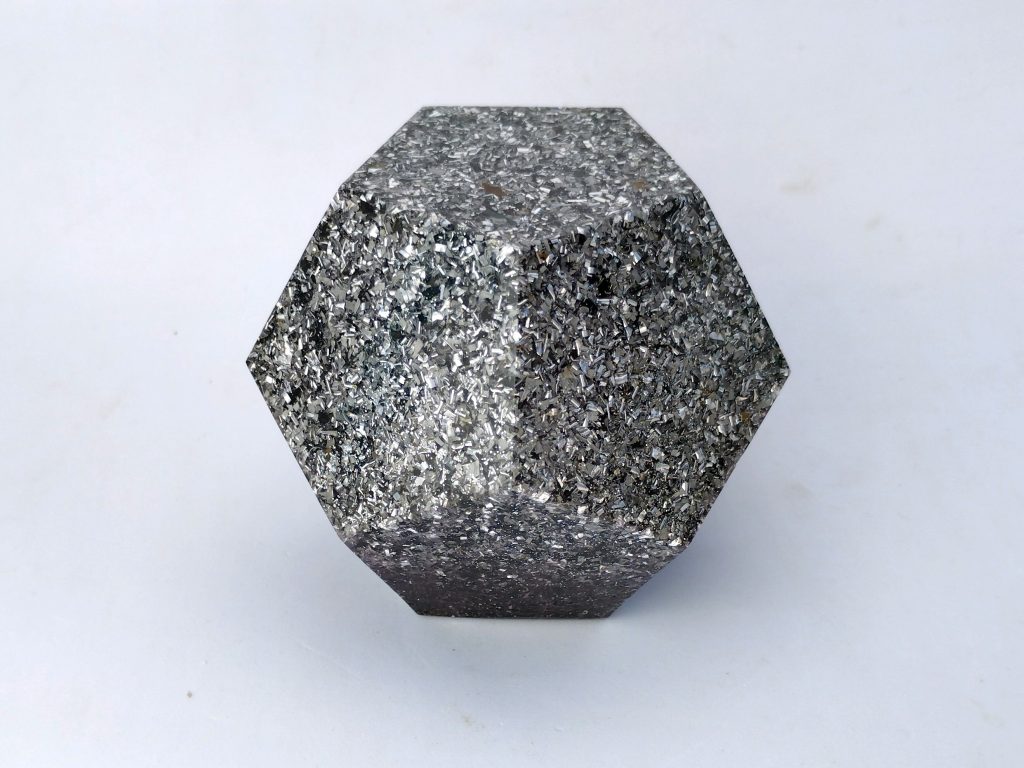 Dodecaedro de orgonita pura
